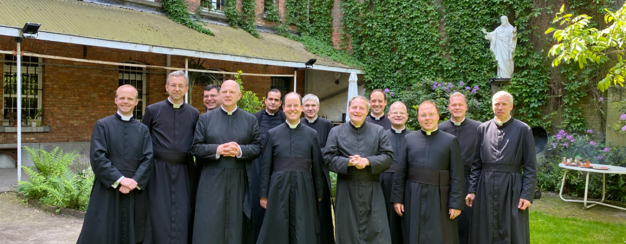 Home | District België - Nederland